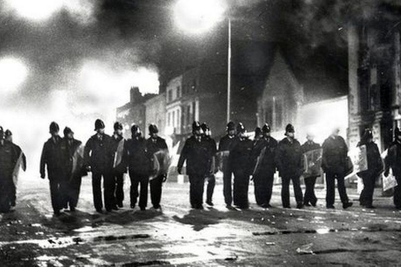 First night of the Toxteth riot - 1981 - The 70s 80s 90s Blog